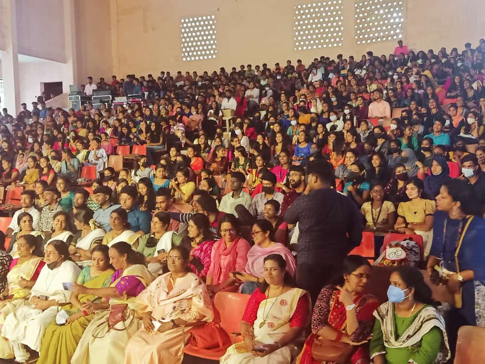 Welcome to the official website of SN College Chempazhanthy