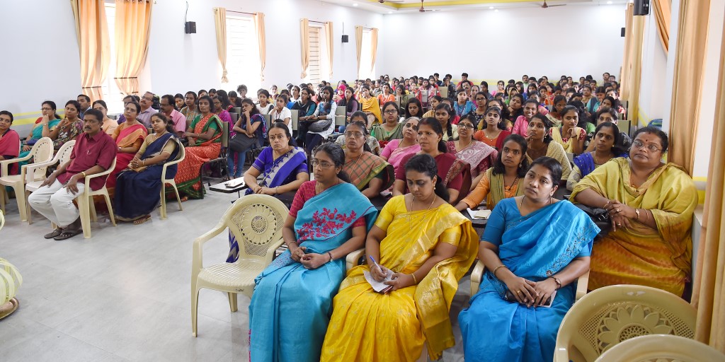 Welcome to the official website of SN College Chempazhanthy